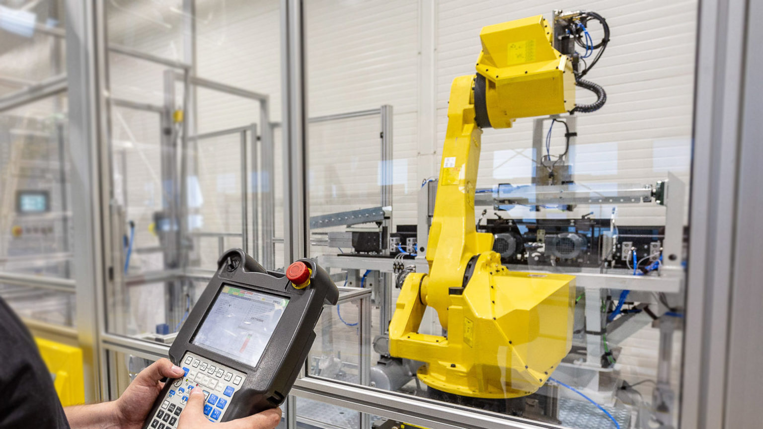 Automation of intralogistics processes in manufacturing companies